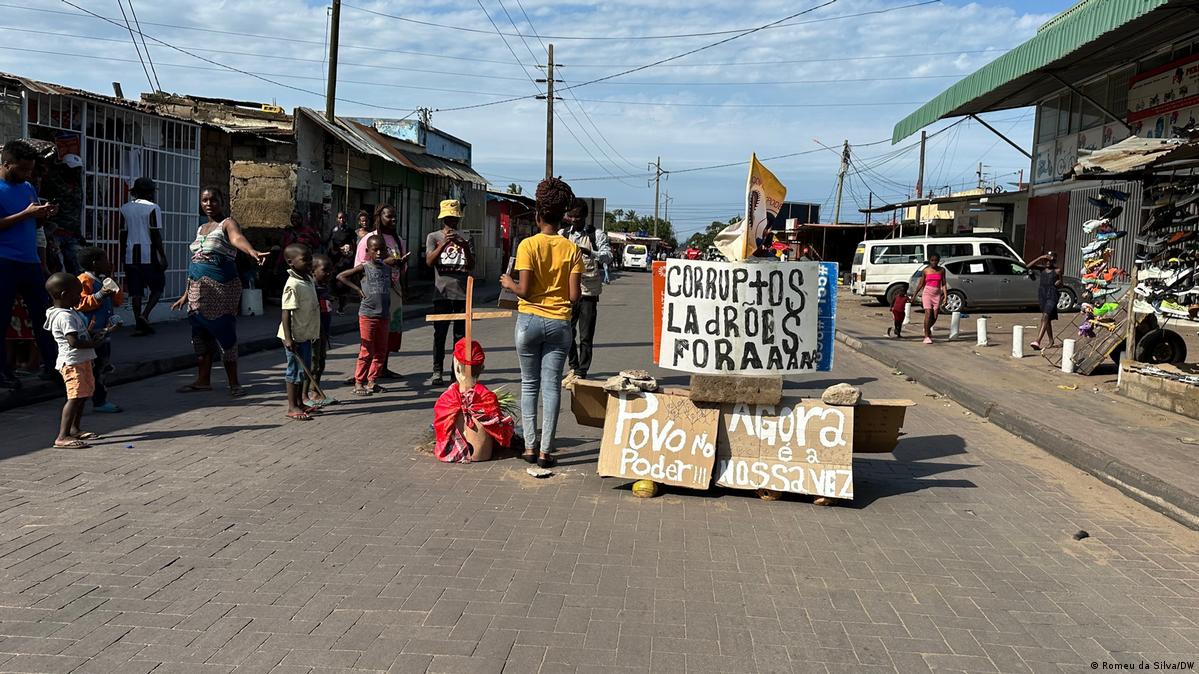 Protestos 4x4 pararam trânsito em Maputo durante uma semana – DW – 11 ...