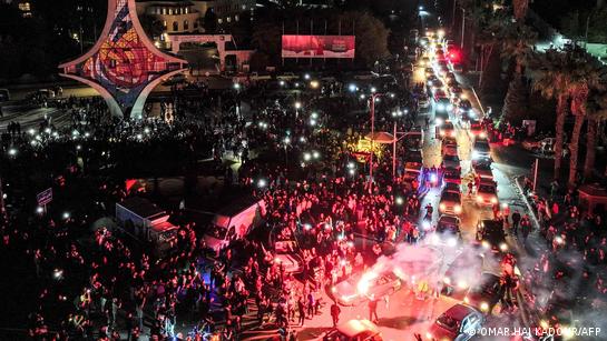 Syria updates: Celebrations take over Damascus square – DW – 12/14/2024