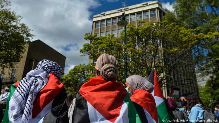 Israel shuts Ireland embassy – DW – 12/15/2024