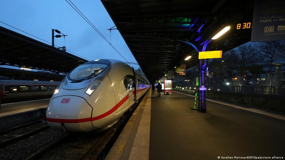 Direct rail line connecting Berlin and Paris launches – DW – 12/16/2024
