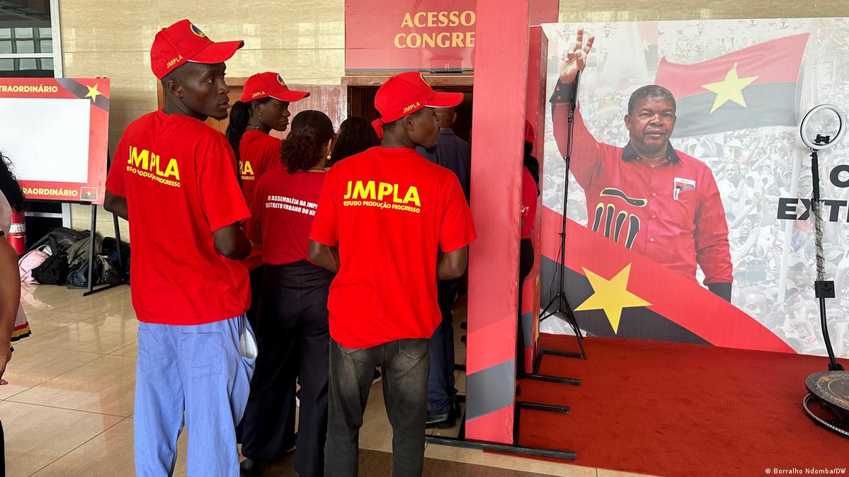 João Lourenço promete rejuvenescimento da direção do MPLA – DW – 16/12/2024