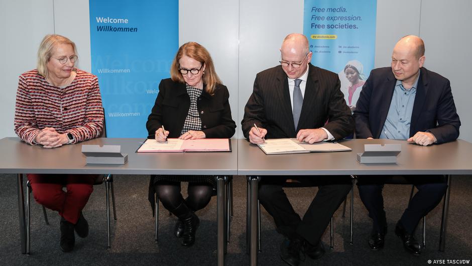 DW Akademie and GIZ aim to work closer together