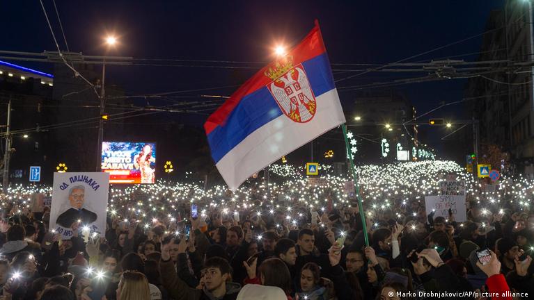 Serbia: Tens of thousands join student-led protests