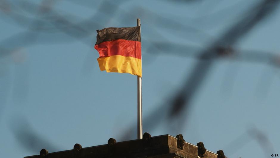 Never Again - How Strong is Democracy in Germany?