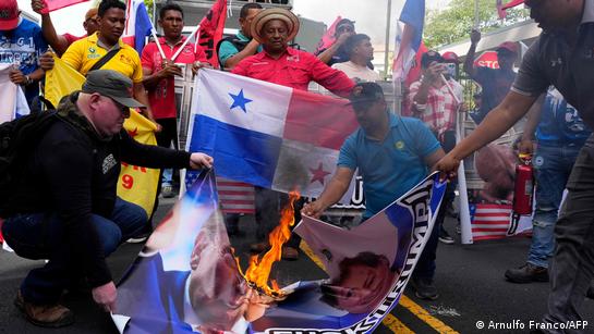 Panama: Protesters say 'enemy' Trump must leave canal alone