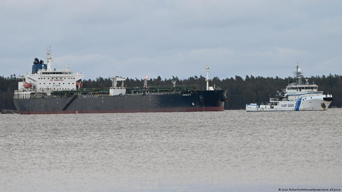 Estlink 2: Ermittler entdecken Schleifspur am Ostseegrund – DW – 30.12.2024