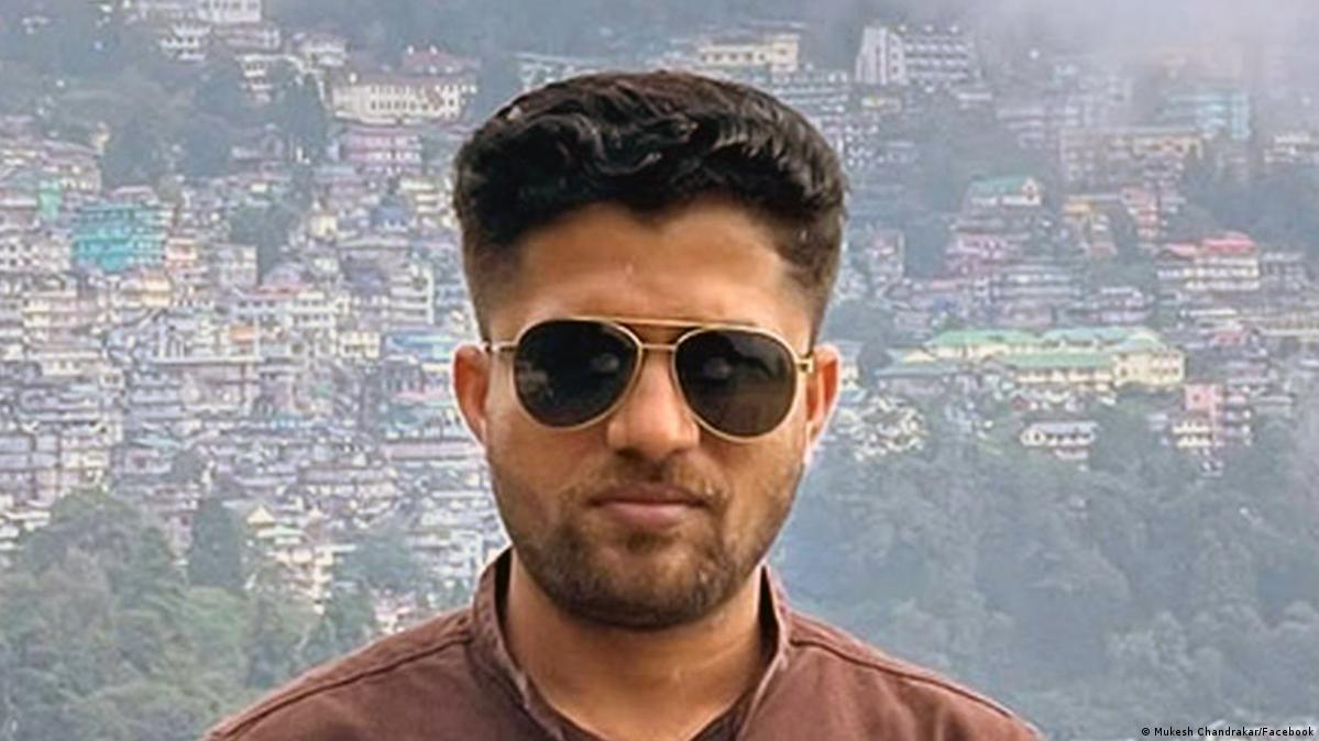 Indian journalist found dead in septic tank – DW – 01/05/2025