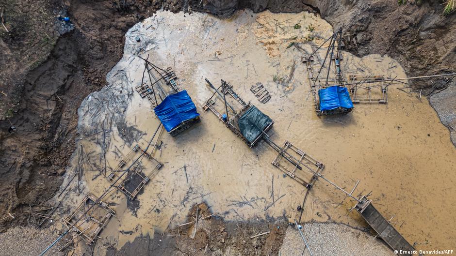 Peru: Rescue crews search for trapped miners – DW – 01/14/2025