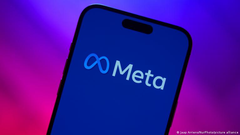 US: Meta's landmark antitrust trial gets underway – DW – 04/15/2025