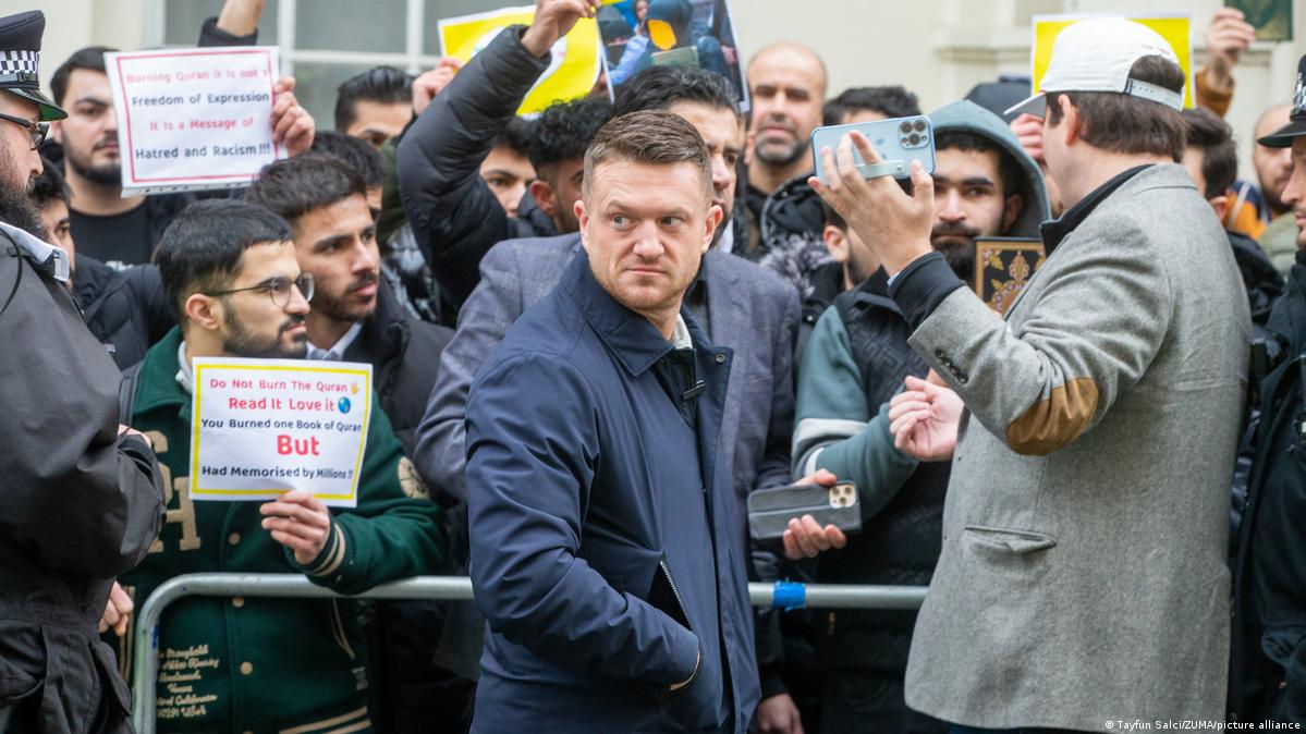 Is Elon Musk aiding a British right-wing extremist?