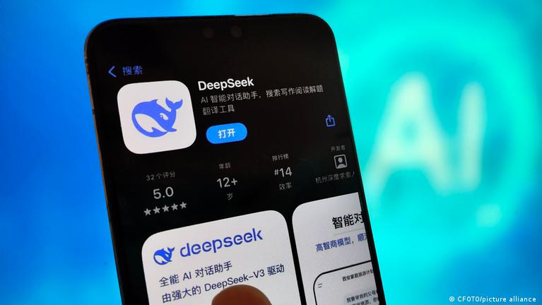 Why is China's DeepSeek sending AI stocks spinning? – DW – 01/27/2025