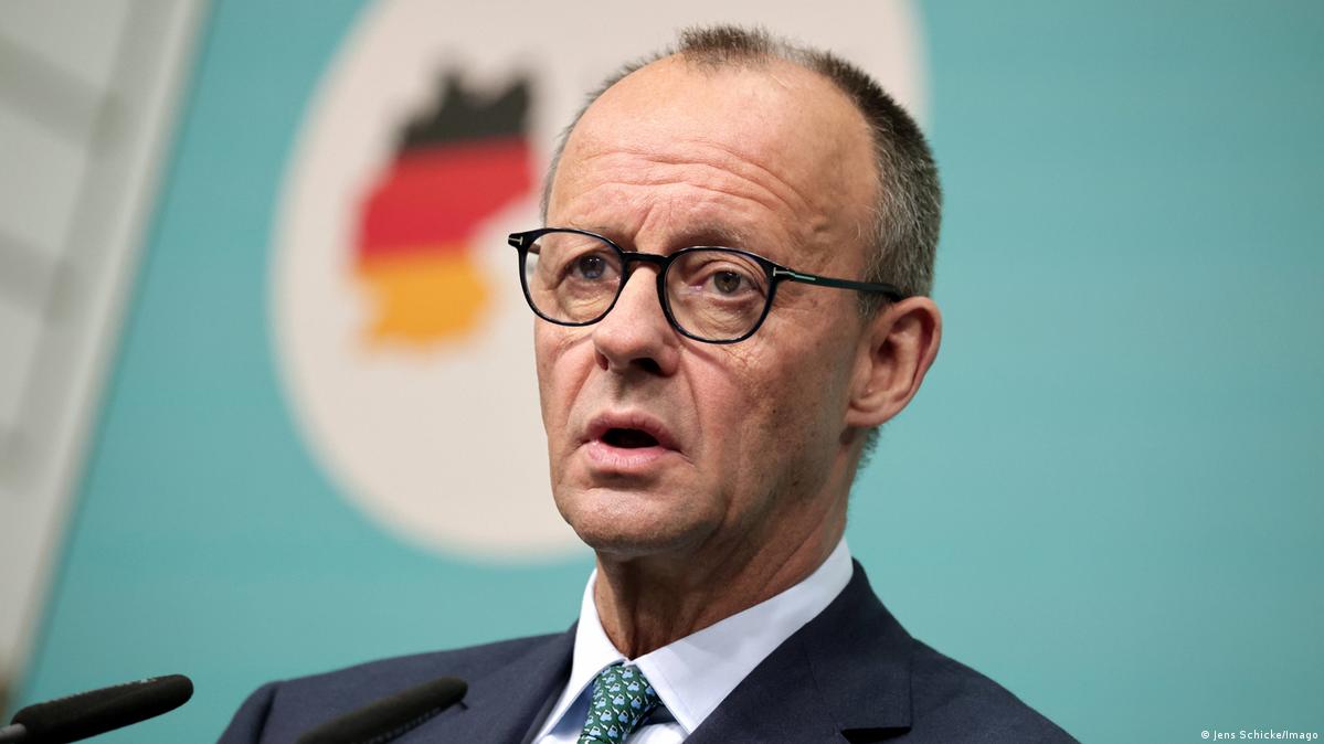 Germany: Merz meets resistance with risky border gambit – DW – 01/27/2025