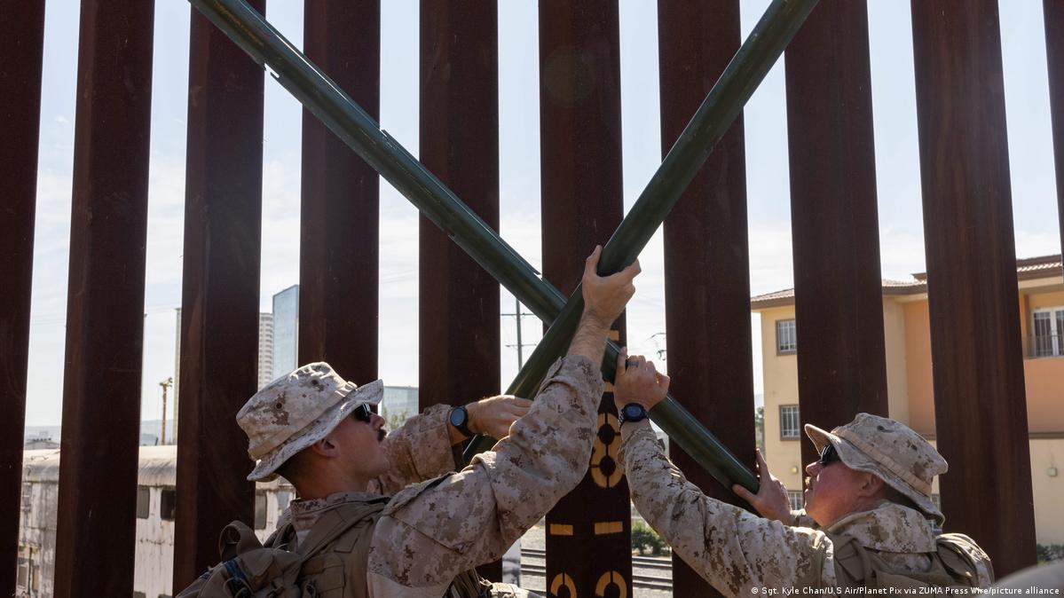 O que os decretos de Trump significam para os imigrantes