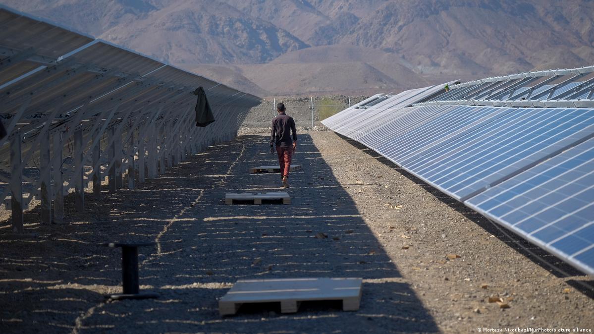Can renewable energy solve Iran's power crisis? – DW – 02/05/2025