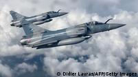Ukraine receives French and Dutch fighter jets – DW – 02/06/2025