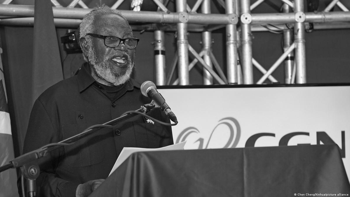 Namibia's 'founding father' Sam Nujoma dies at 95 – DW – 02/09/2025