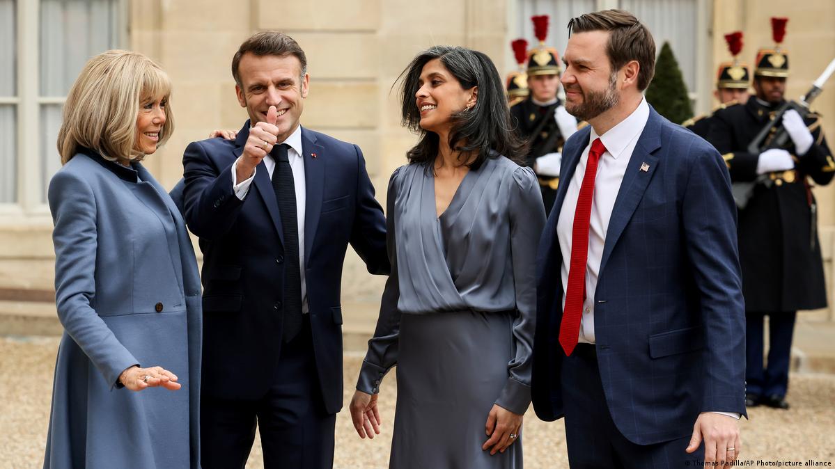 US, UK decline to sign Paris AI summit declaration – DW – 02/11/2025