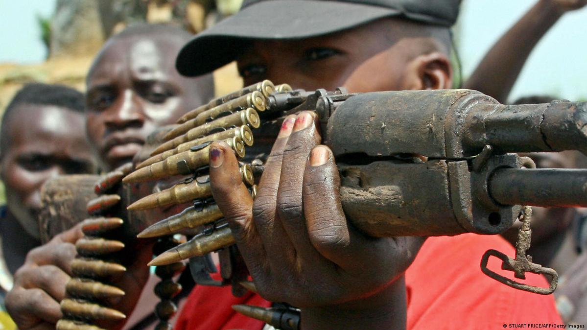 DR Congo: Militia kill dozens of villagers in Ituri province – DW – 02 ...