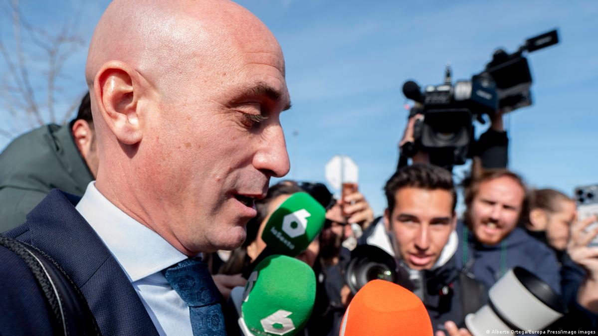 Ex-Spain FA boss Rubiales awaits verdict in Hermoso trial
