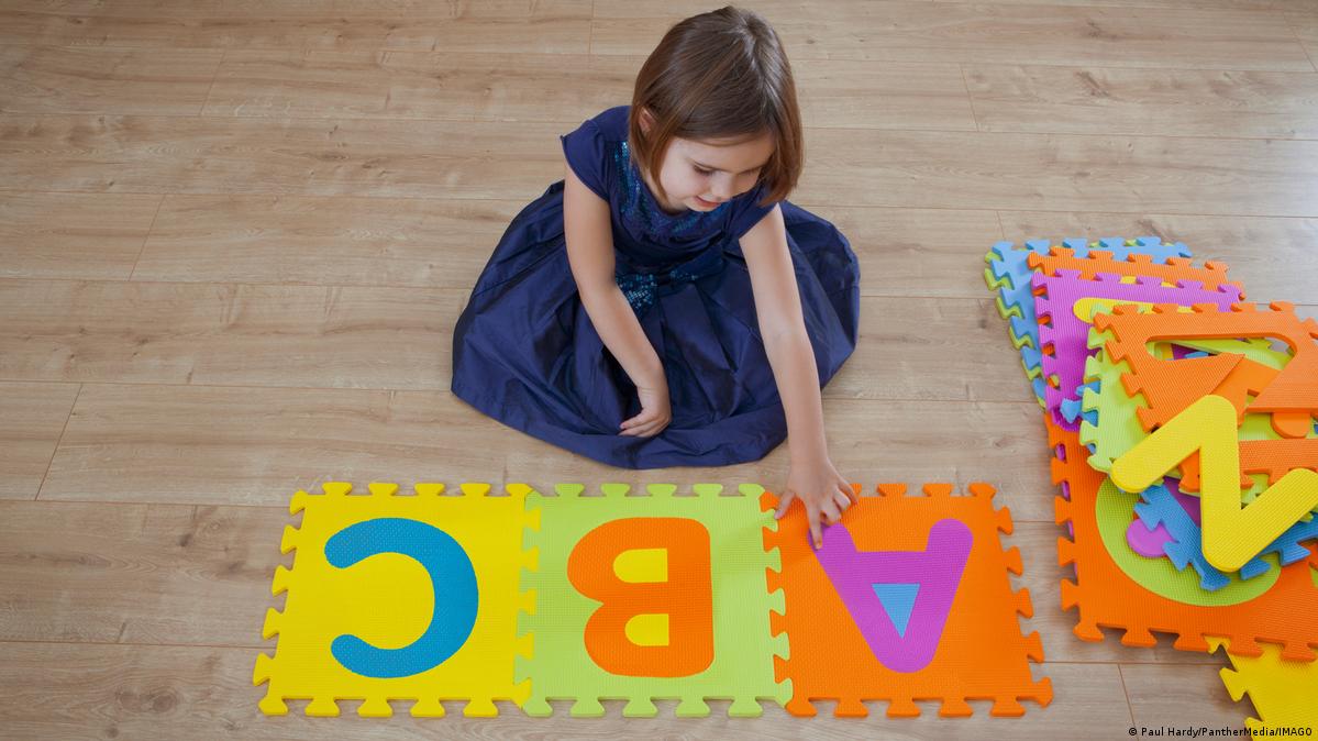 Mother Language Day: What it is, and why it's important – DW – 02/21/2025