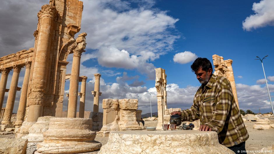Palmyra, Syria's beautiful oasis city, lies in ruins