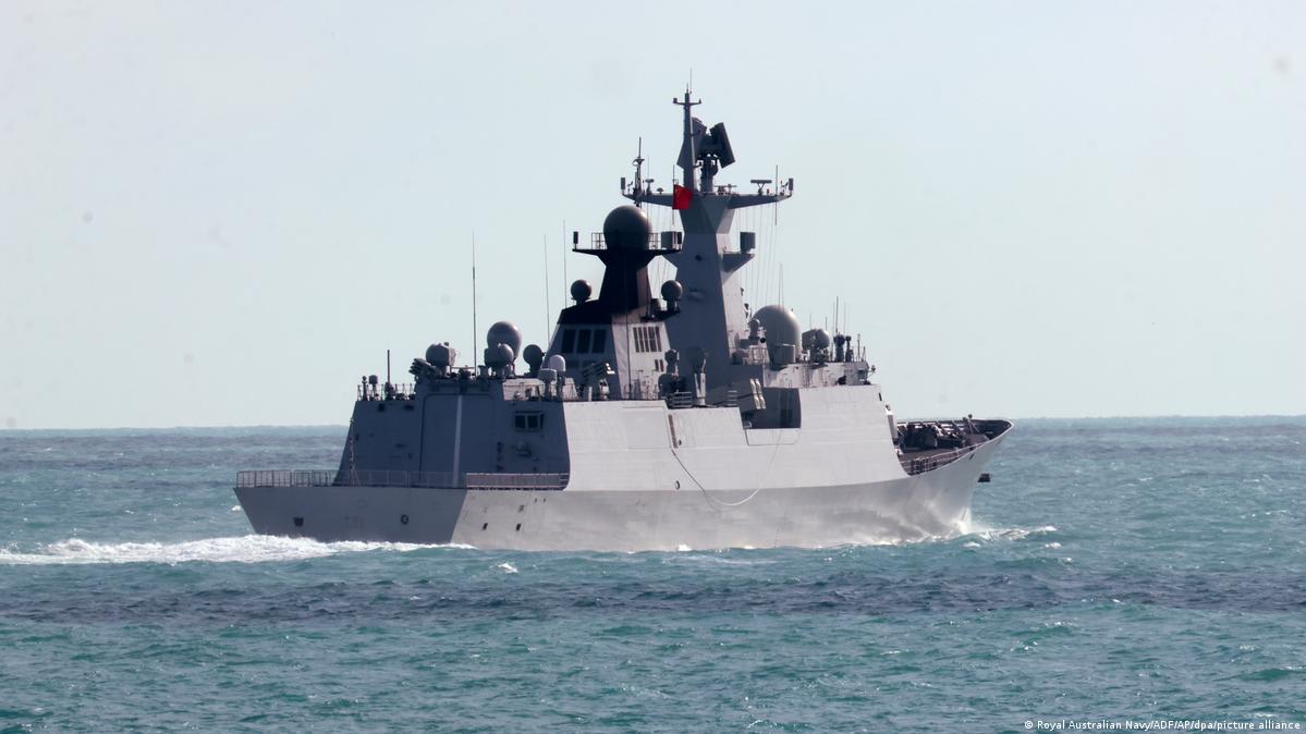 Chinese naval 'live-fire' drills spark concern in Australia – DW – 02 ...