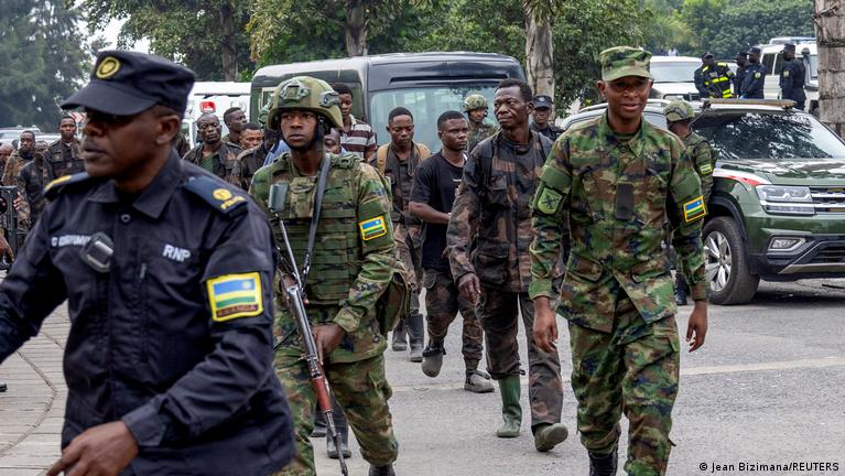 Why DR Congo's army struggles against the smaller M23 – DW – 03/14/2025