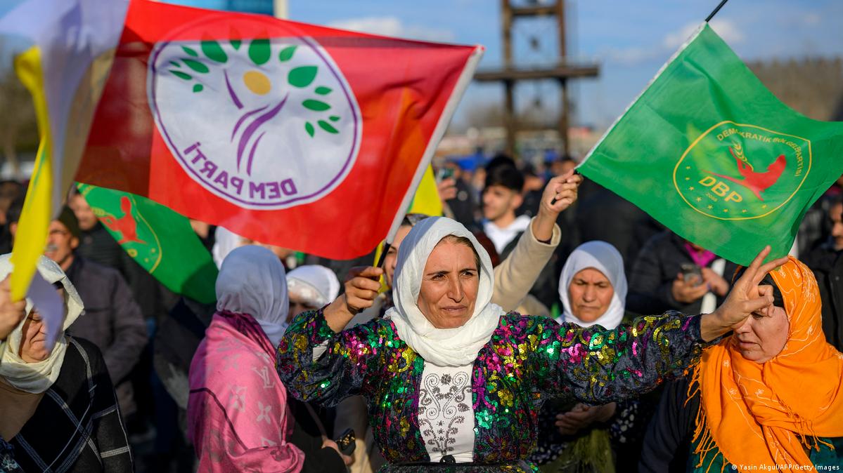 Türkei und PKK: 41 Jahre blutiger Konflikt gehen zu Ende – DW – 12.05.2025