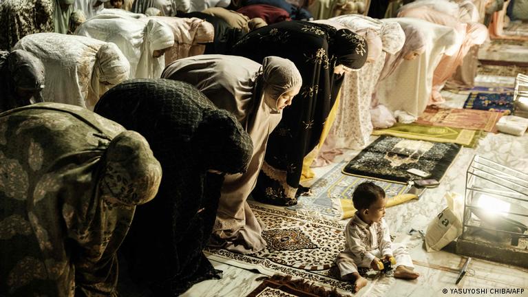 Muslims across the world set to begin Ramadan