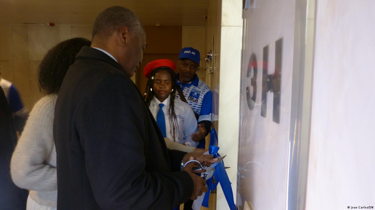 PRA-JA Servir Angola quer ser Governo em 2027 – DW – 02/03/2025