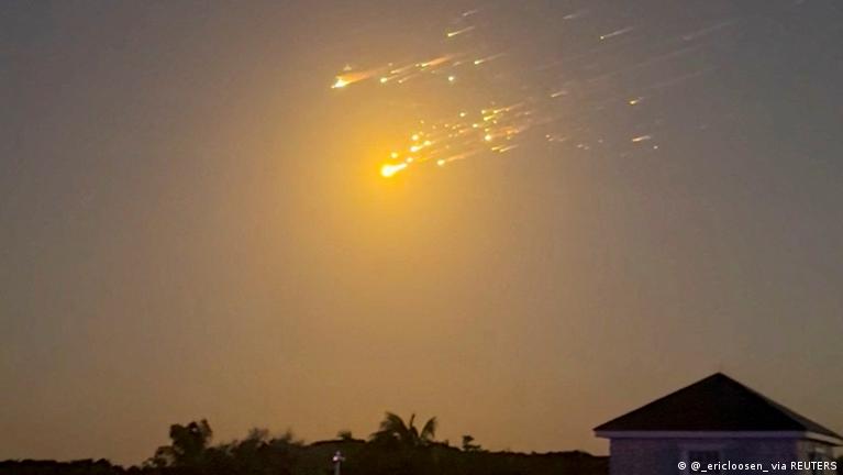 SpaceX Starship explodes minutes after launch – DW – 03/07/2025