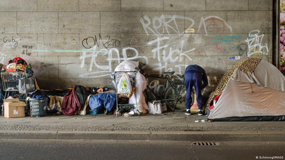 What it's like to be a working homeless person in Germany – DW – 03/08/2025