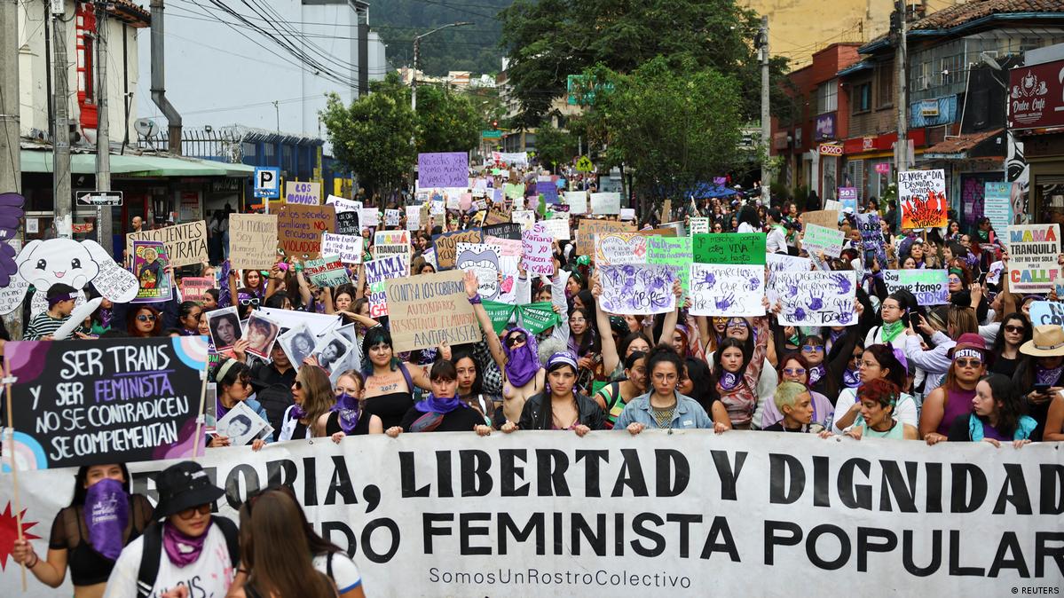 Marchas 8M en Latinoamérica exigen igualdad y protección