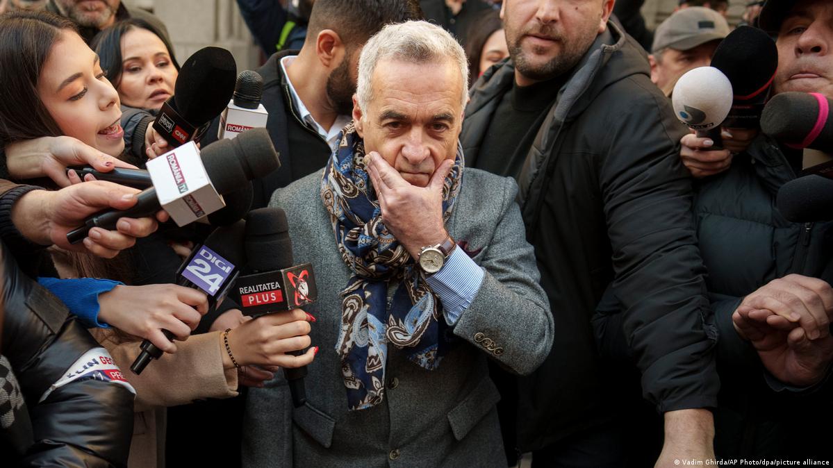 Romanian court upholds ban against far-right candidate – DW – 03/11/2025