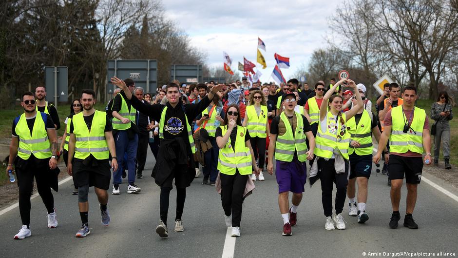Protesti u Srbiji: da li se sprema dan D? – DW – 14. 3. 2025.