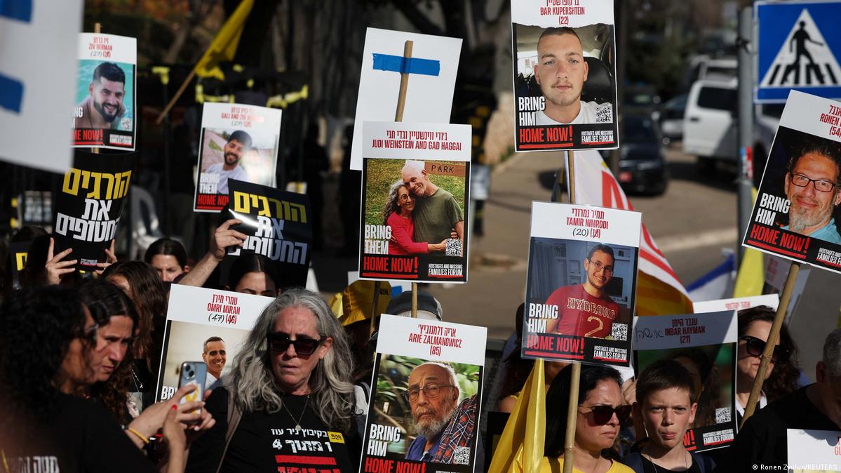 Israel und die Hamas-Geiseln: Von der Armee zum Protest – DW – 20.04.2025