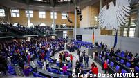 New German Bundestag meets for first time since election
