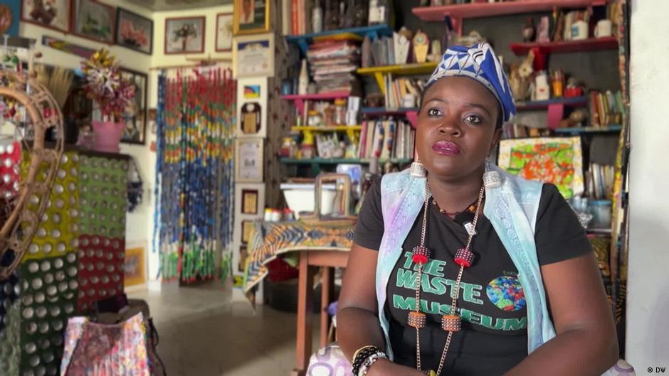 The waste museum in Nigeria – DW – 04/23/2025