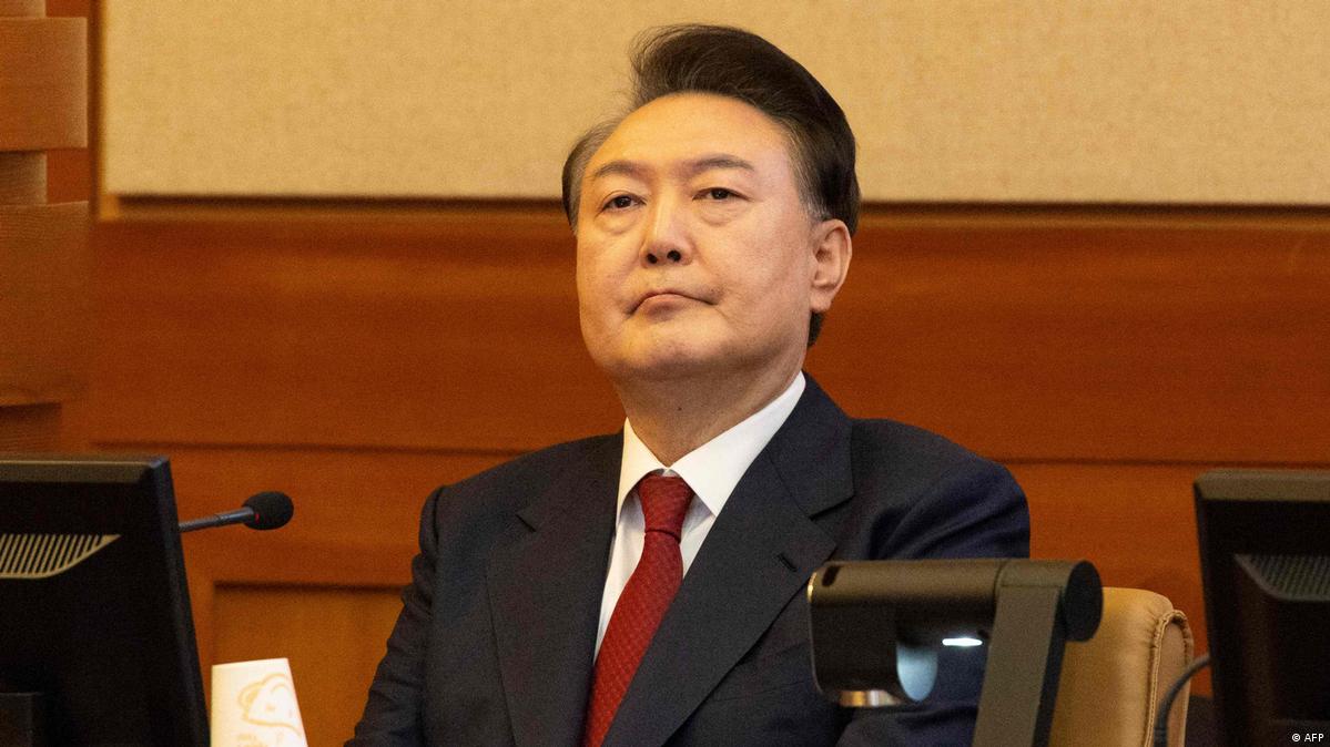 Ficewar tsohon shugaban Koriya ta Kudu daga fadar gwamnati – DW – 04/11 ...