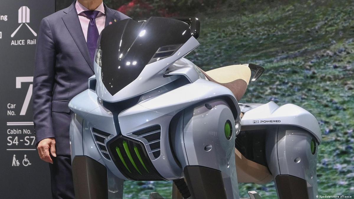 Kawasaki revela prototipo de caballo mecánico del futuro