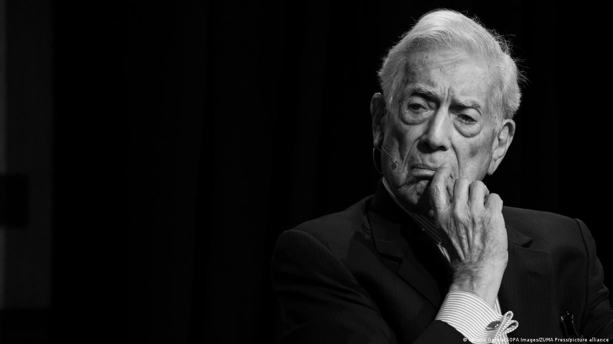 Nobel literature prize winner Mario Vargas Llosa dies – DW – 04/14/2025