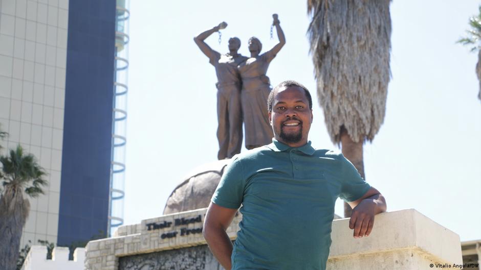 Vitalio Angula – DW