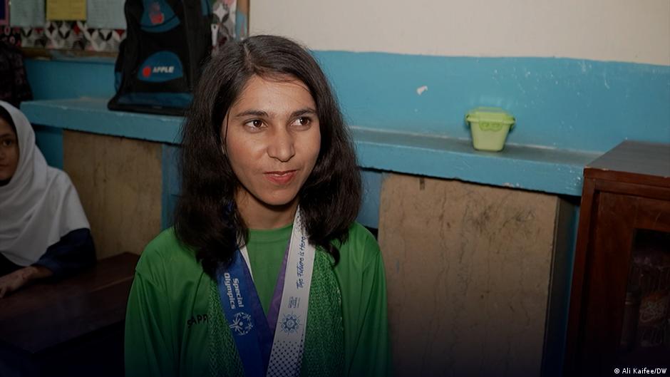 Pakistan: Meet this medal-winning Special Olympics athlete – DW – 04/18 ...