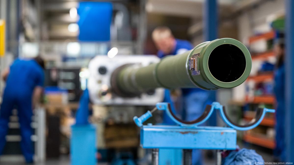 SIPRI arms report: New record in global military spending – DW – 04/28/2025