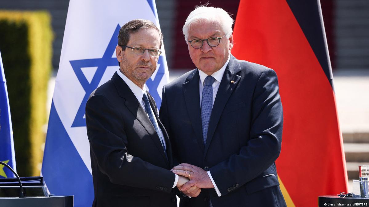 Germany and Israel mark anniversary in shadow of war