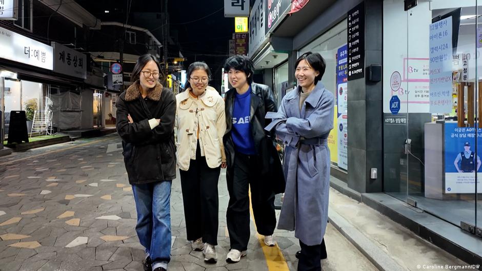 Resistance Through No Sex The 4b Movement In South Korea Dw 05 16 2025