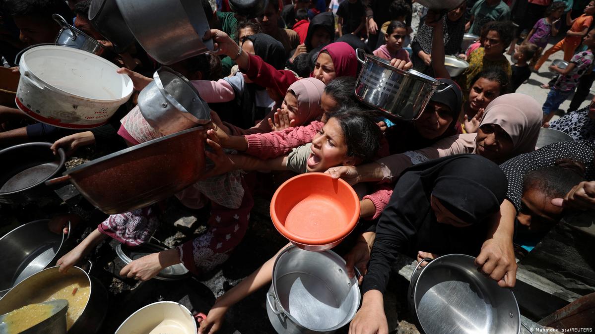 Fact check: Did Chinese fighter jets deliver aid to Gaza? – DW – 05/20/2025