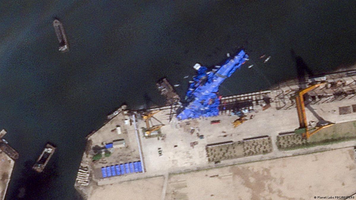 North Korea detains three over failed destroyer launch – DW – 05/25/2025