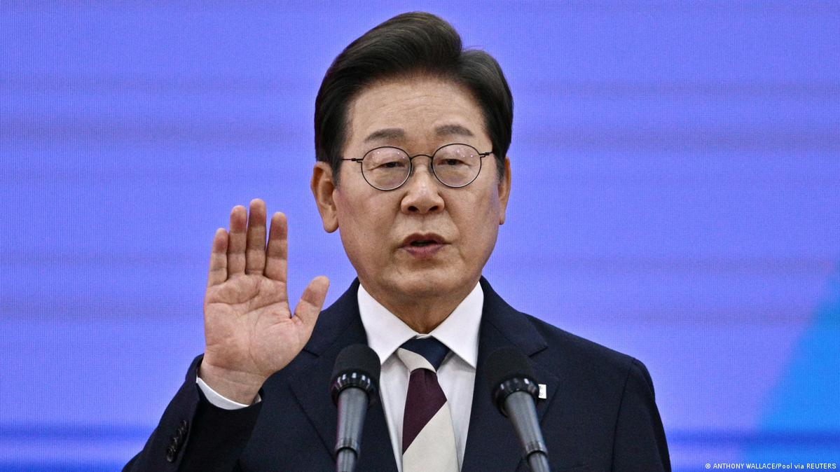 South Korea's Lee Jae-myung sworn in as new president – DW – 06/04/2025