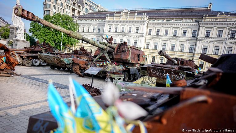 What does Ukraine make of Trump saying it can win the war?